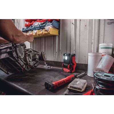 BEARTRAP® MULTI-FUNCTION WORKLIGHT M61520 | Matco Tools