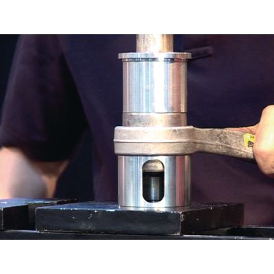 PRESS AND PULL SLEEVE KIT UPPS400 | Matco Tools